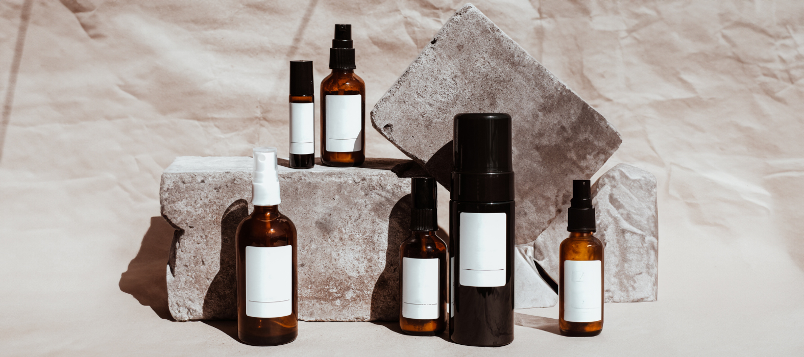 10 tips for men to maintain hydrated Skin - HeyitsYash